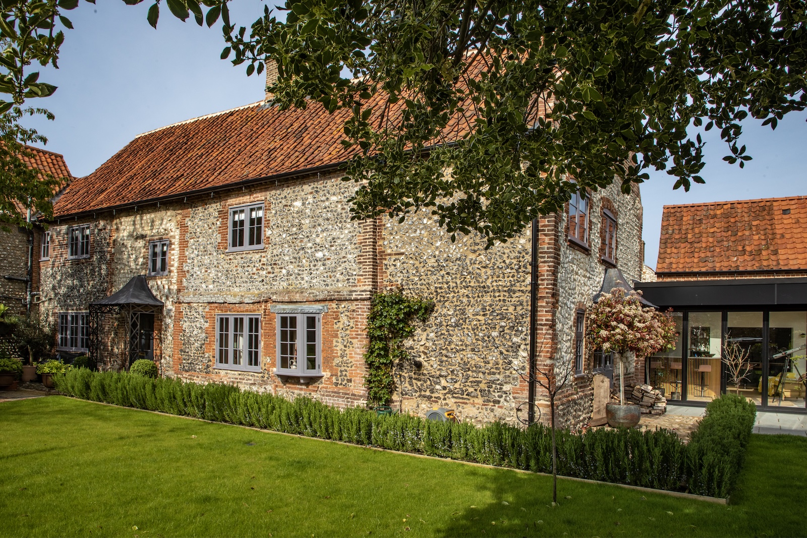 | Vertex Architecture